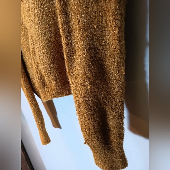 Double Zero | Sweaters | Double Zero Fuzzy Pulled Fabric Textured ...